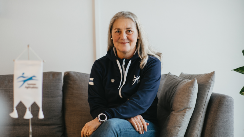 Marielle Wikman-Karstuselle myönnettiin hopeinen ansiomerkki - kymmenen ...